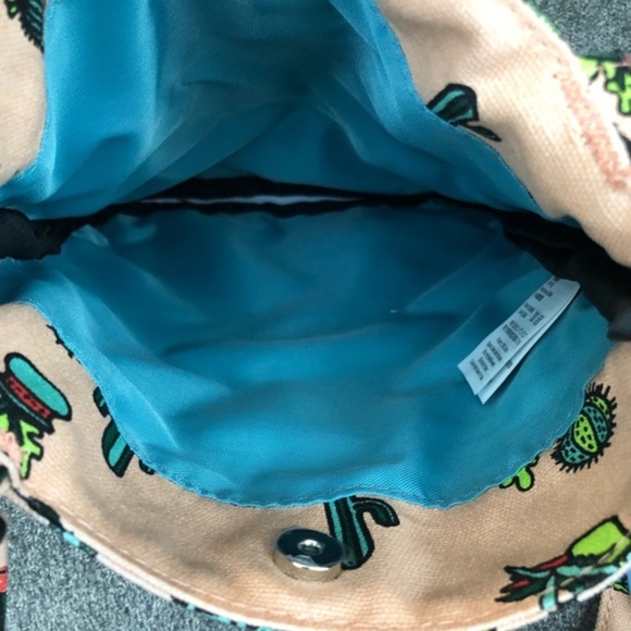 Kavu | Bags | Kavu Keeper Crossbody Bag | Poshmark